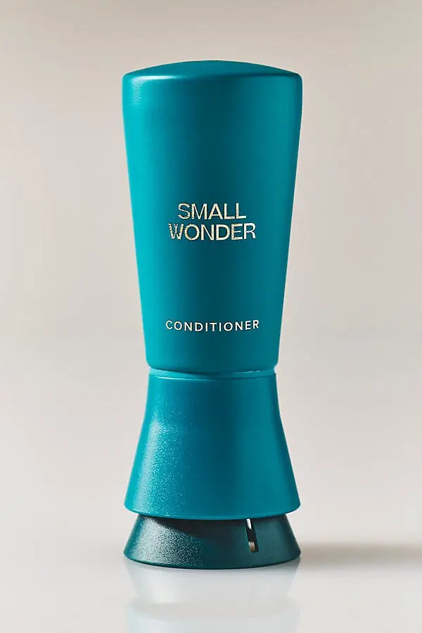 SMALL WONDER Signature Conditioner