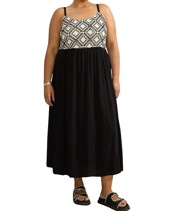 LIVE UNLIMITED Crinkled Crochet Dress - Black
