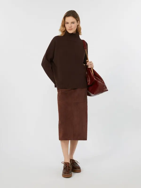 Max Mara Midi Suede Skirt - Wine-coloured