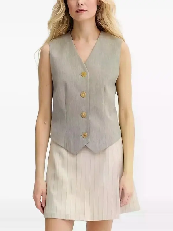 BY MALENE BIRGER Occa Buttoned Sleeveless Vest
