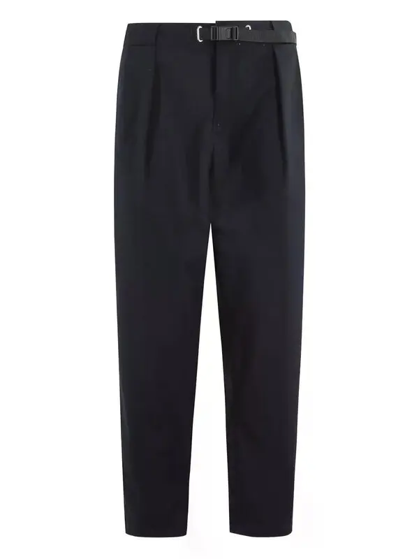 WHITE SAND Buckle-fastening Pleated Trousers - Black