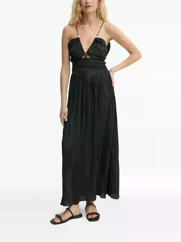 SESSUN Pleated V-neck Midi Dress