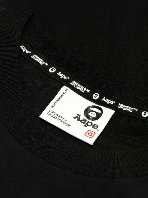 A BATHING APE T-shirt With Bear Graphic - Black
