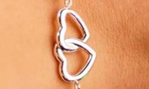 Estée Lauder Sienna Interlinking Hearts Beaded Bracelet - Silver