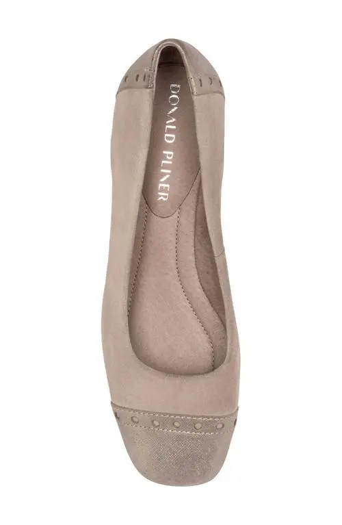 DONALD PLINER Cap-toe Block Heel Pumps - Taupe