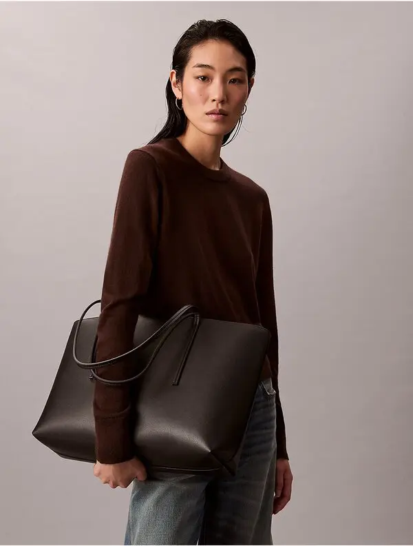 Calvin Klein Foil Logo Tote - Black/toasted Coconut