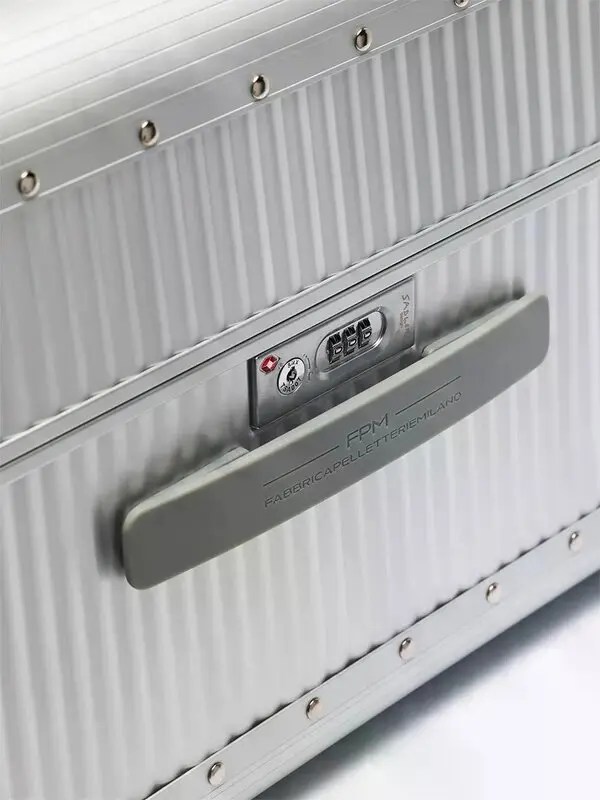 FPM MILANO Bank S Spinner 84 Suitcase