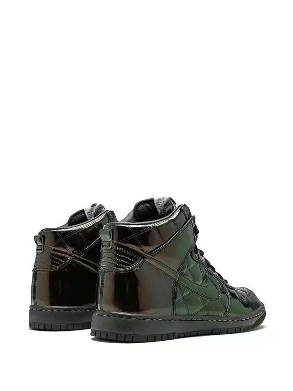 Nike Dunk High Supreme Sneakers