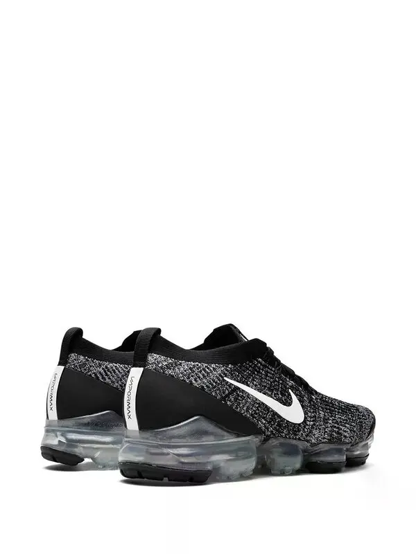 Nike Air Vapormax Flyknit 3 Sneakers - Black