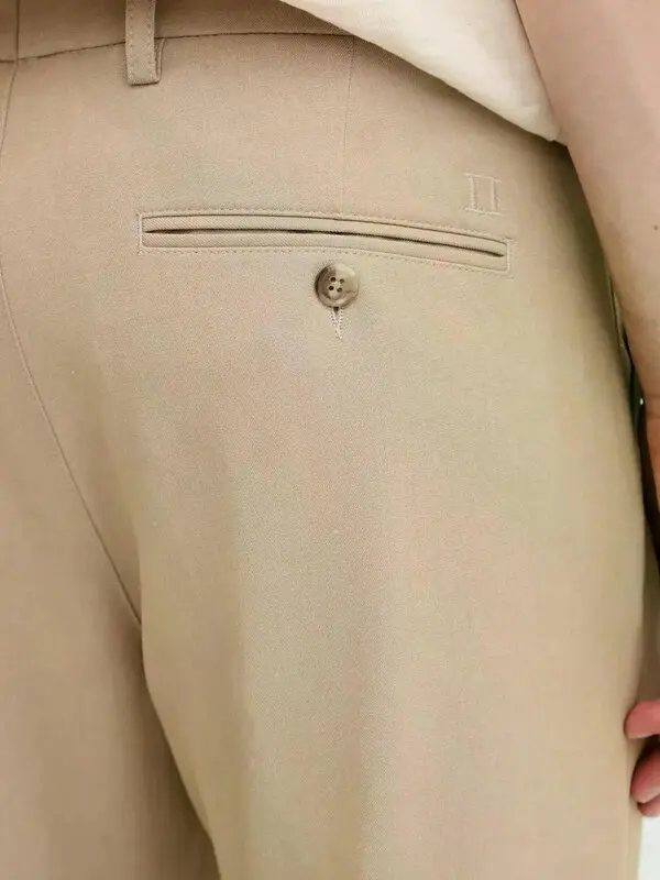 LES DEUX Como Light Button-fly Trousers