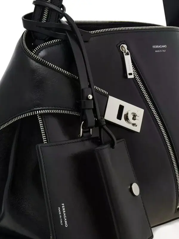 FERRAGAMO Medium Hug Soft Zip-detail Shoulder Bag