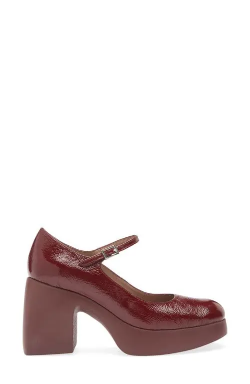 WONDERS Mary Jane Platform Pumps - Lack Vino