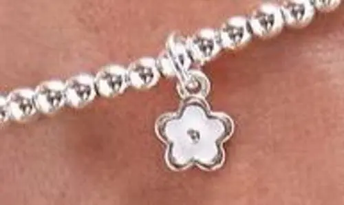 Estée Lauder Sienna Beaded Stretch Bracelet With Flower Charm - Silver