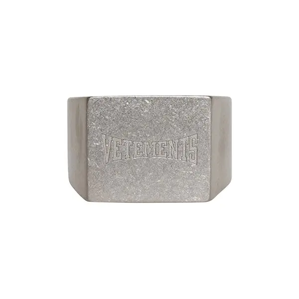 Vetements Boxing Logo Signet Ring - Silver