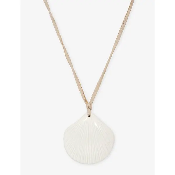 HEAVEN MAYHEM Aster Shell Pendant Necklace - Cream