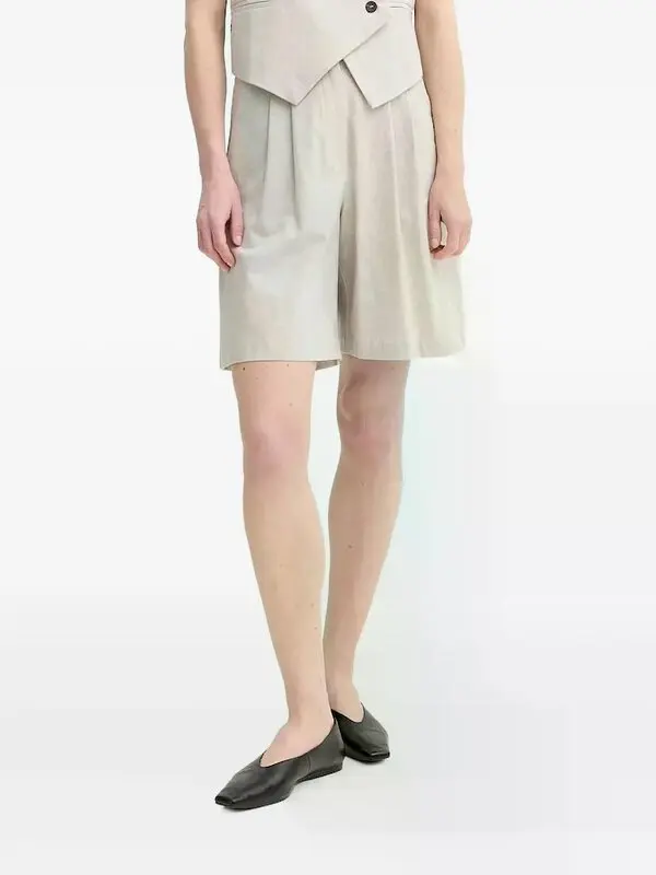ALOHAS Pleated High-waisted Shorts