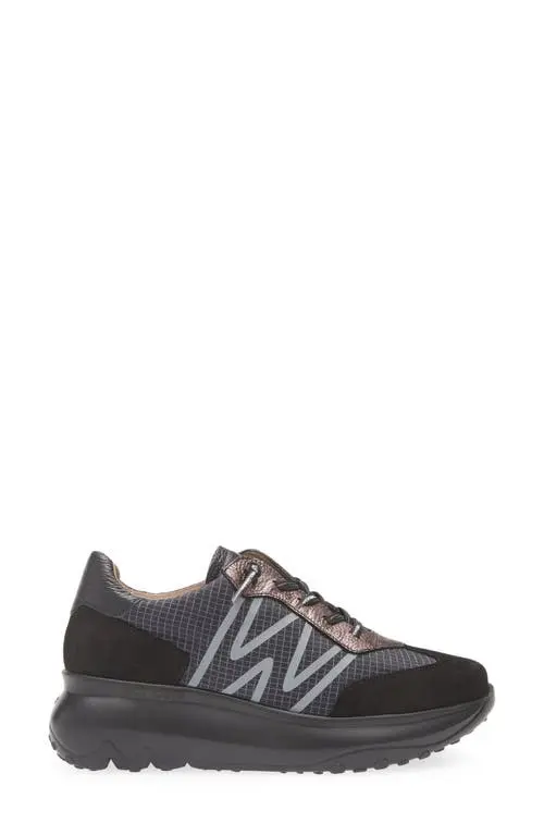 WONDERS Platform Sneaker