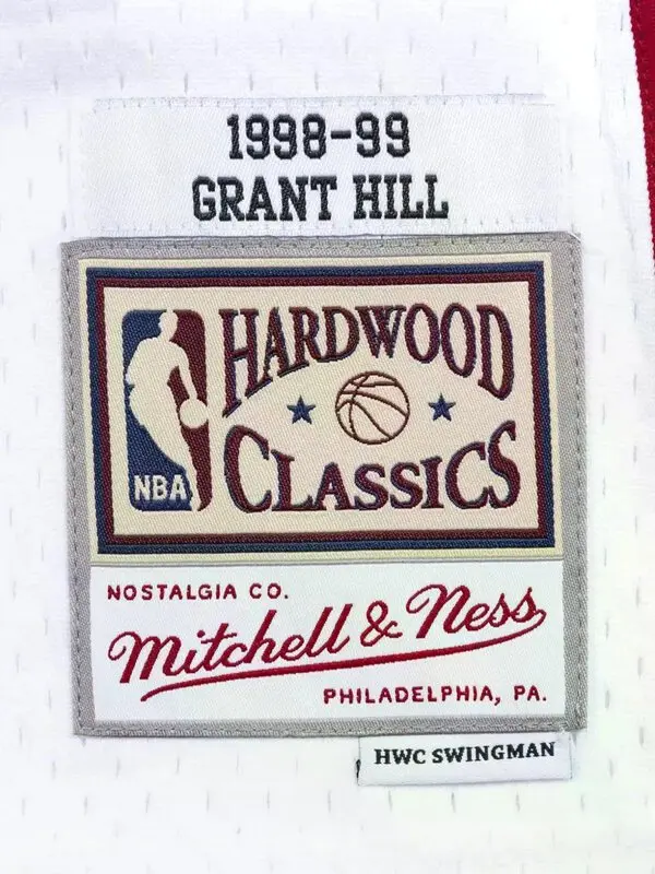 Mitchell & Ness Pistons 98-99 Grant Hill Jersey