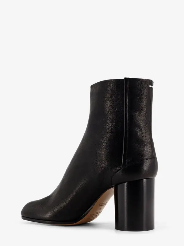 MAISON MARGIELA Tabi Leather Ankle Boots - Black