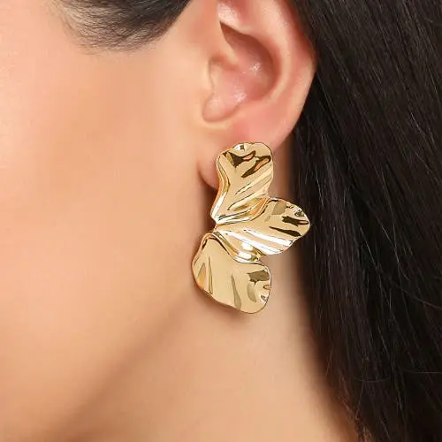 Bcbgmaxazria Half Petal Earrings