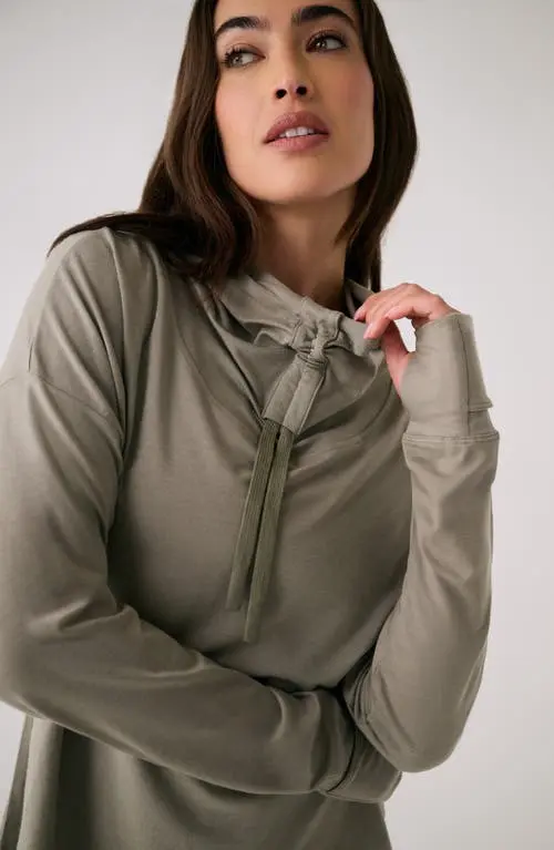 LOLE Dynamic Relaxed Fit Hoodie
