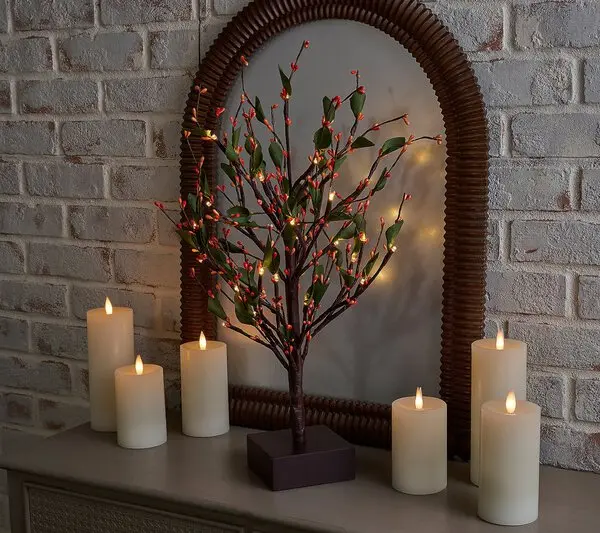 VALERIE PARR HILL Illuminated Pip Berry And Leaf Tree Valerie - One-color