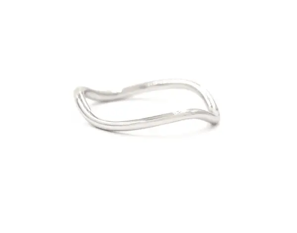 BONDEYE JEWELRY Wave Ring - White Gold