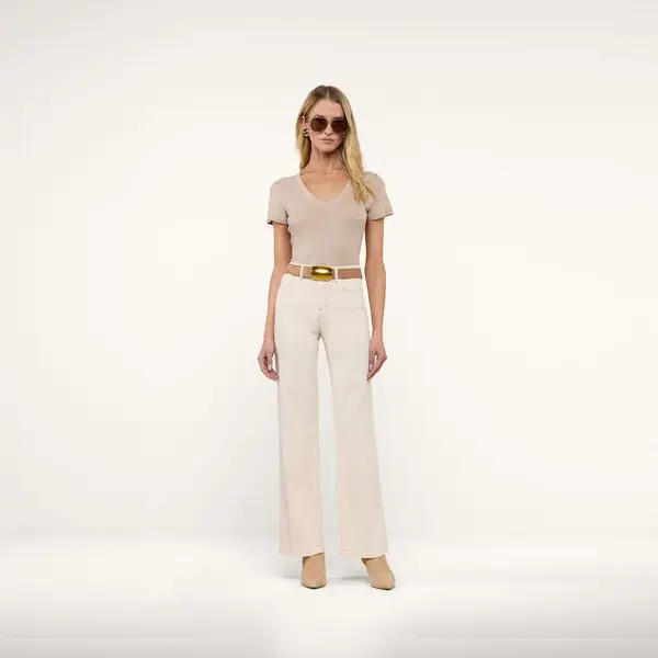 L'AGENCE Becca Cotton V-neck T-shirt - Biscuit
