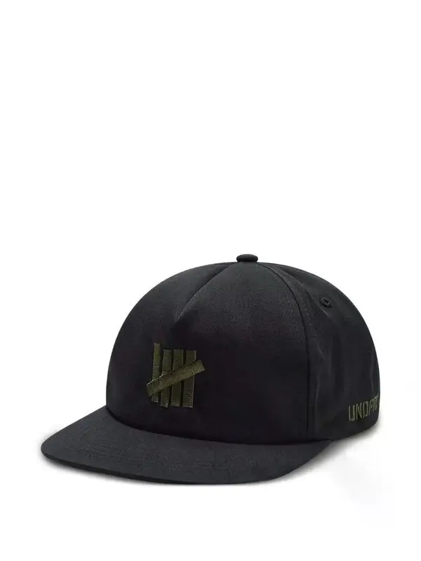 UNDEFEATED Stencil Snapback Cap - Black
