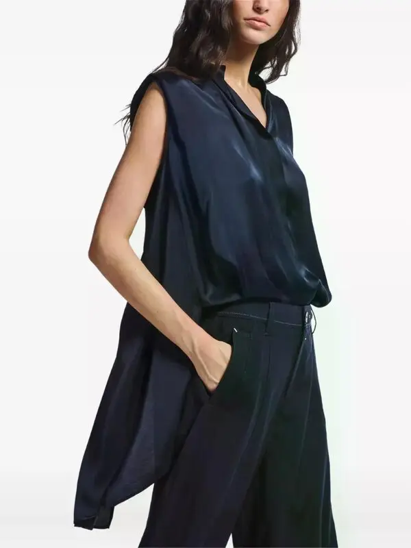 High Sleeveless V-neck Blouse