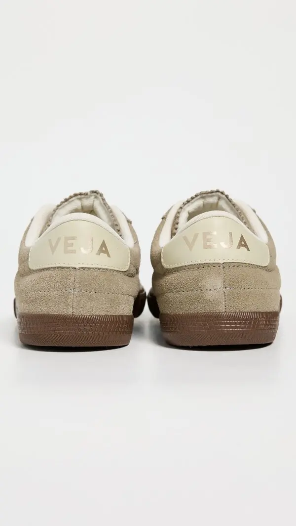 VEJA Panenka Sneakers