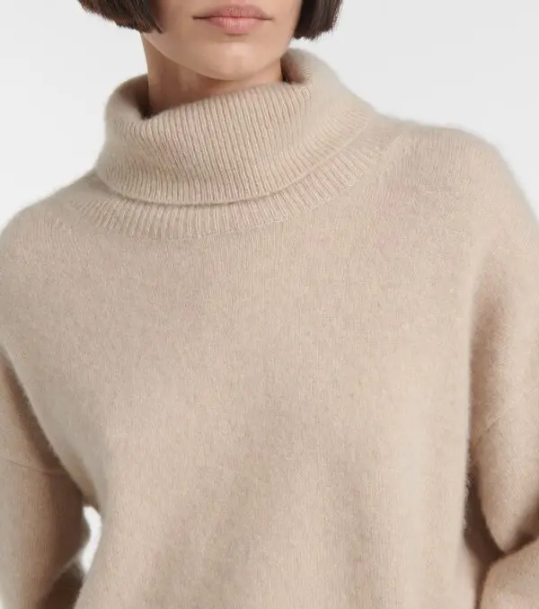 JOSEPH Cashmere Turtleneck Sweater