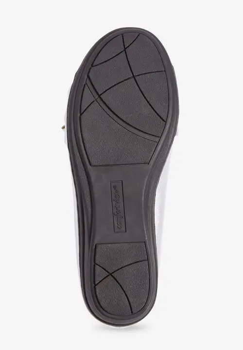 COMFORTVIEW The Pamela Slip-on Flat With Bow Detailing - Silver