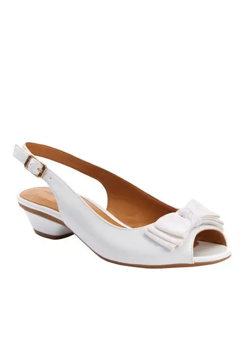 COMFORTVIEW The Reagan Slingback With Bow Detailing - White