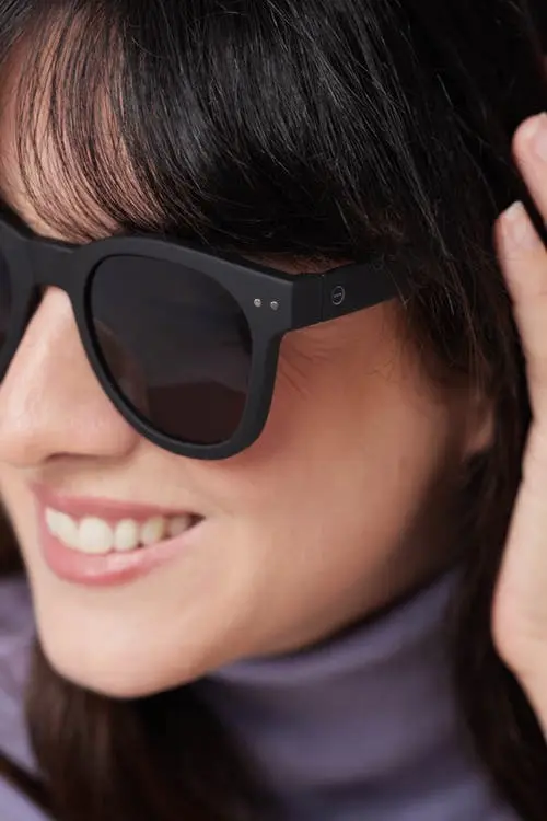 IZIPIZI N 53mm Trapeze Sunglasses - Black