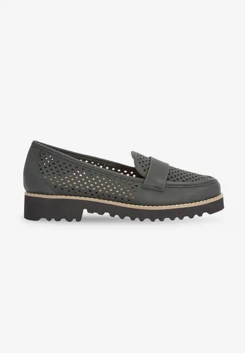 COMFORTVIEW The Essence Slip-on Loafer With Perforated Upper And Lug Sole - Black