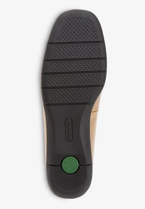 COMFORTVIEW Fay Slip-on Flat With Croc-effect Cap Toe - Gold