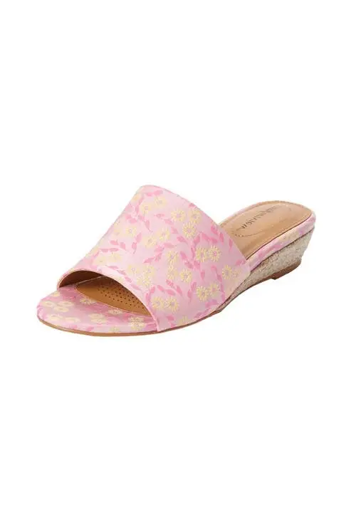 COMFORTVIEW Capri Slip-on Mule - Pink Embroidery