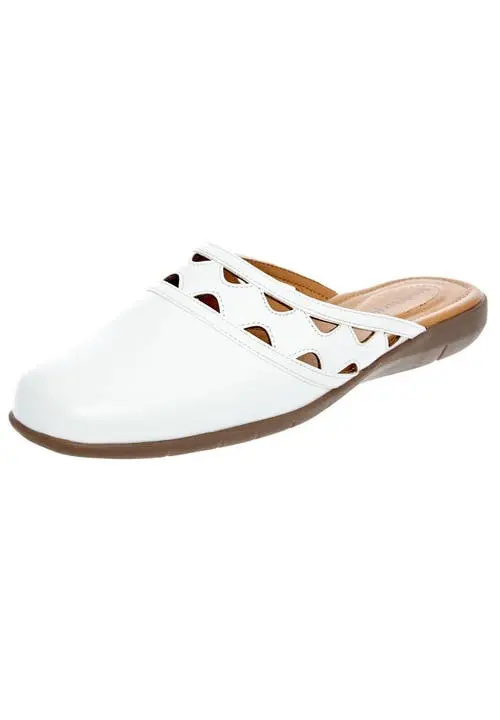 COMFORTVIEW The Mckenna Slip On Mule - White