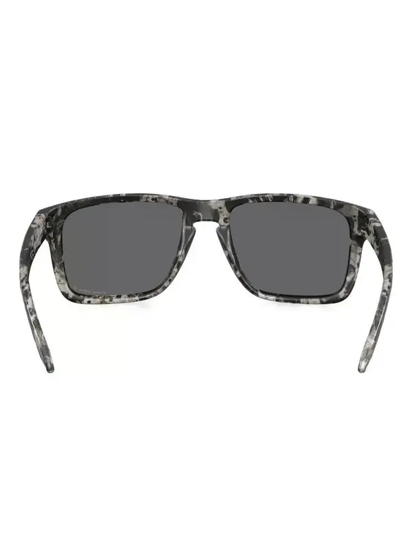 Oakley Holbrook™ Xl Square-frame Sunglasses - Grey