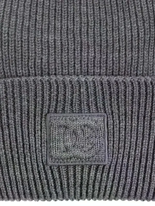 Dolce & Gabbana Ribbed Beanie Hat With Logo Patch