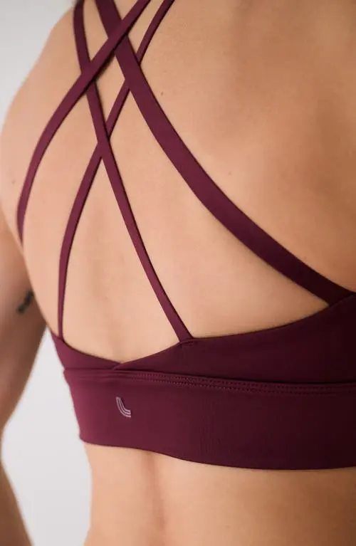 LOLE Action Strappy Sports Bra - Dark Cherry