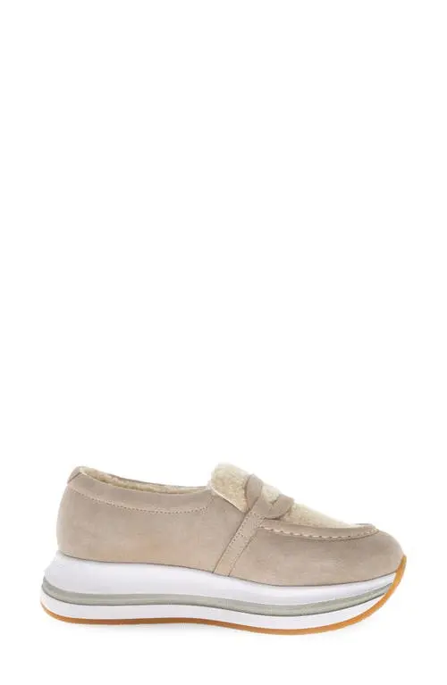 VOILE BLANCHE Merry Genuine Shearling Loafer