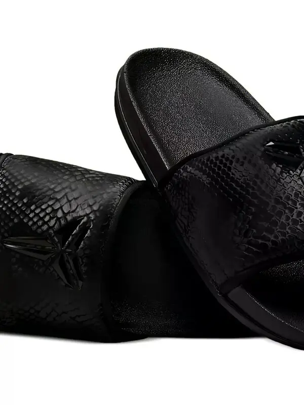 Nike Kobe Offcourt Slides - Black