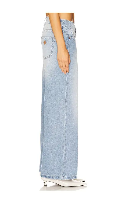Abrand Denim 00 Wide Leg Jeans - Kaia Worn