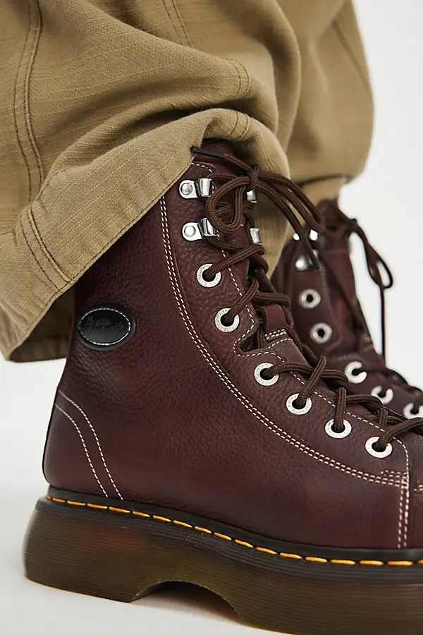Dr. Martens Buzz Boots - Dark Brown