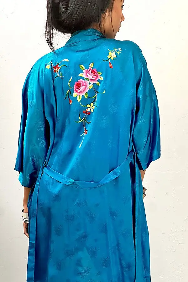 ANNA CORINNA Vintage Hand Embroidered Silky Kimono