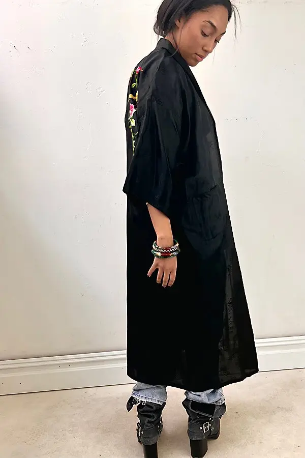 ANNA CORINNA Hand Embroidered Silky Kimono