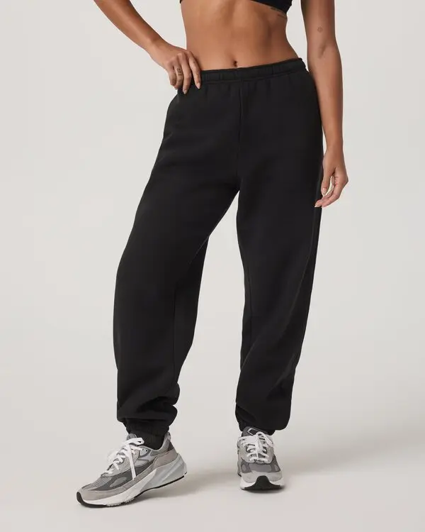 Vuori Restore Classic Sweatpant - Washed Black