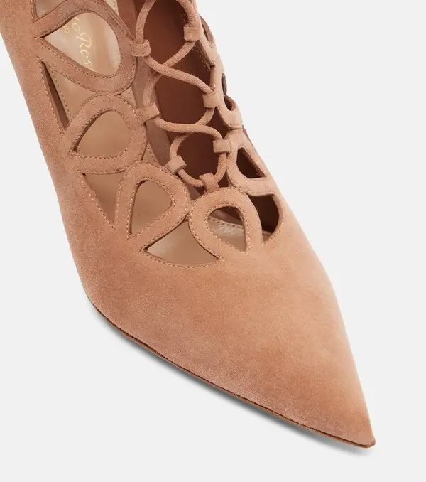 GIANVITO ROSSI Suede Pointed Toe Pumps - Beige